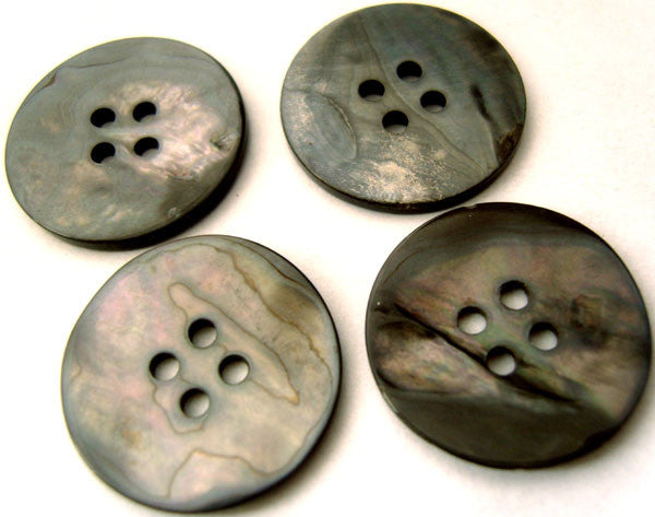 B4588C 23mm Real Shell 4 Hole Button with a Nacre Iridesccence – Ribbonmoon