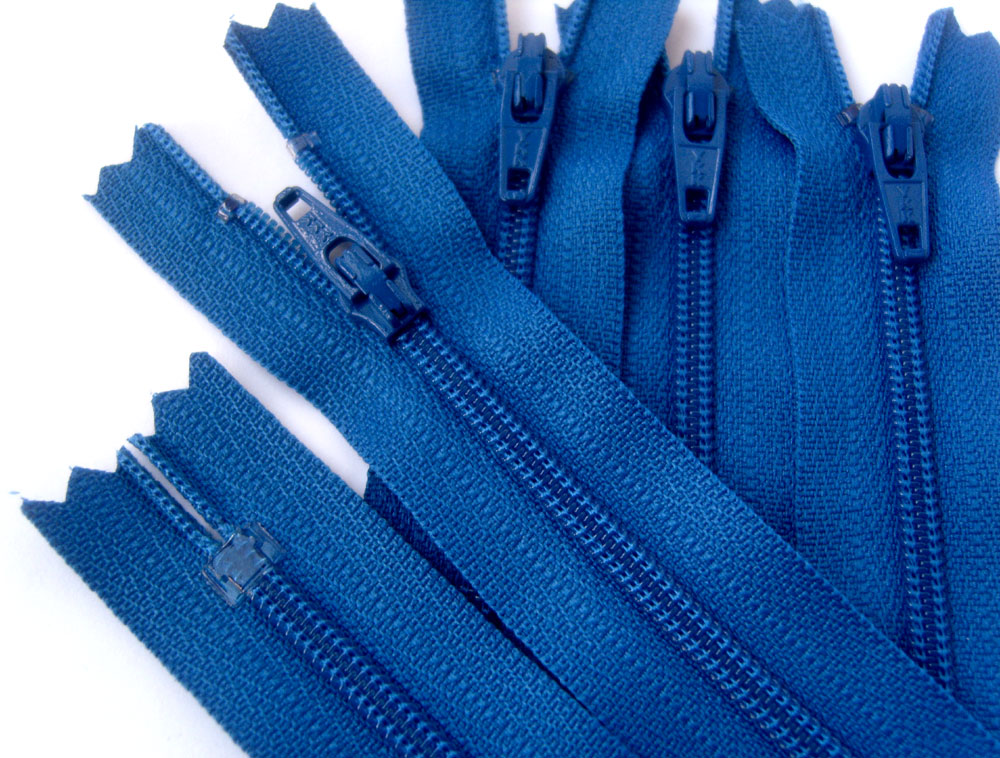 Z1928 YKK 46cm Dark Royal Blue Nylon No.3 Closed End Zip – Ribbonmoon